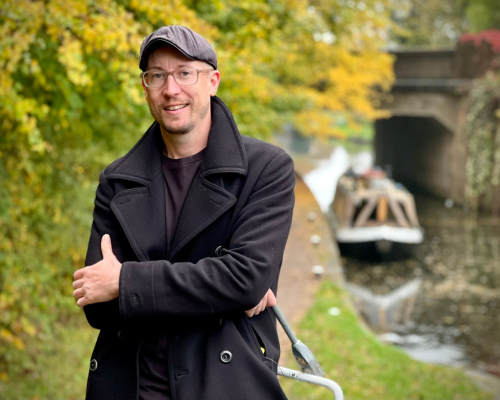 Show Details: ROBBIE CUMMING: CANAL BOAT STORIES